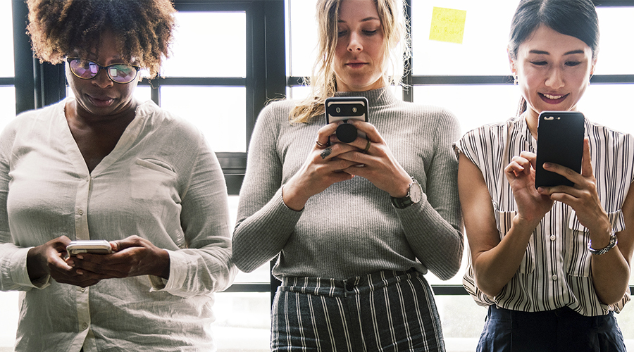 The "Cable Girls" of today